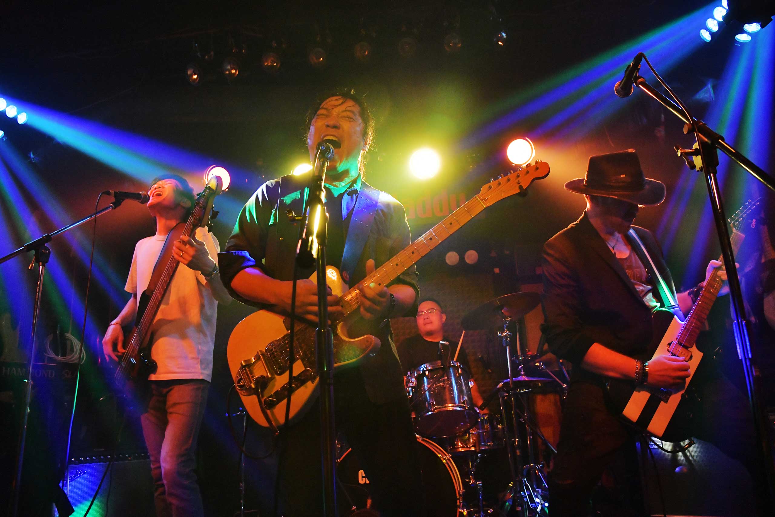 Tour - There Be Wolves